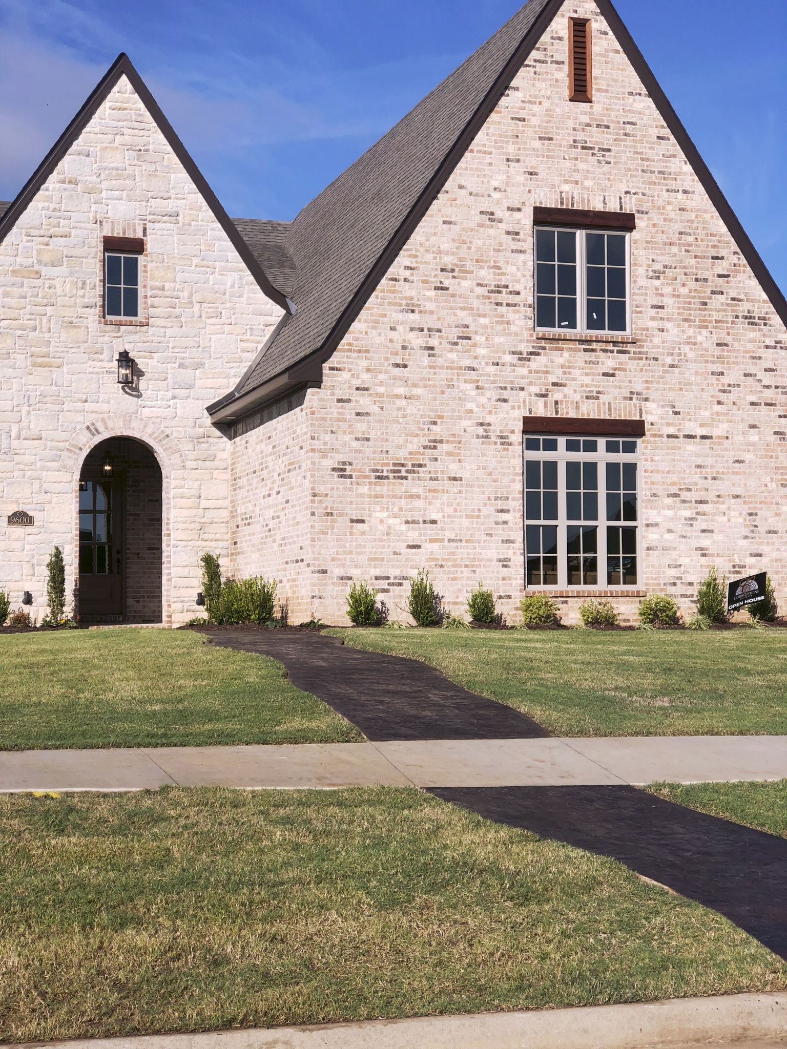 Triangle Seeley Town - Godfrey Black Brick & Stone | Fort Smith | Rogers